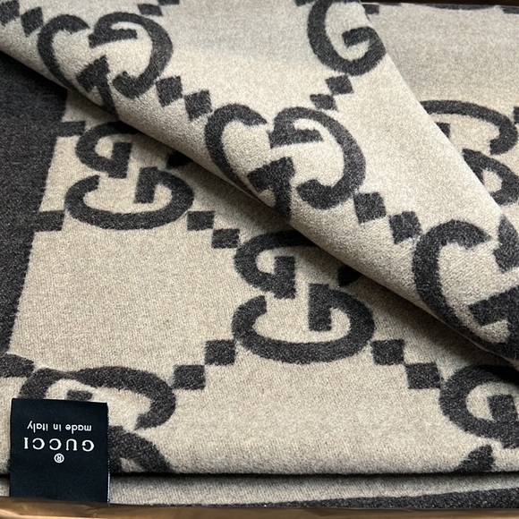Gucci | Bedding | Gucci Wool Gg Throw Blanket | Poshmark
